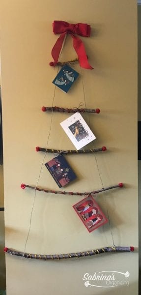 Christmas Tree Greeting Card Wall Decor DIY Project - Sabrinas Organizing