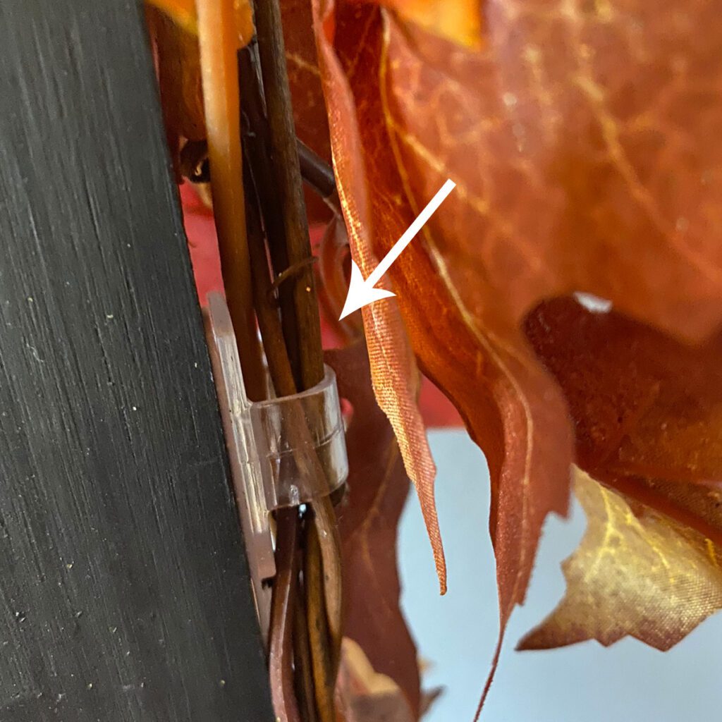 How to Make A DIY Holiday Porch DIY Reversible Sign - Sabrinas Organizing