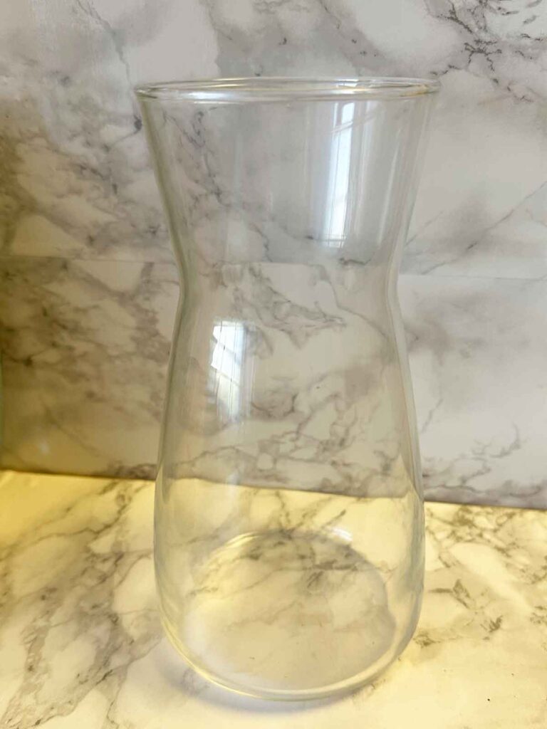 How to Make a Springtime Flower Vase - Sabrinas Organizing