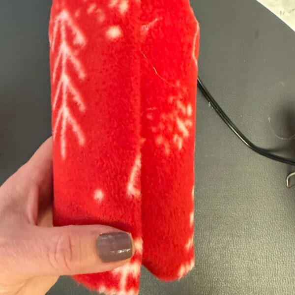 How to Make a DIY Christmas Tree Felt Can Holder - Sabrinas Organizing