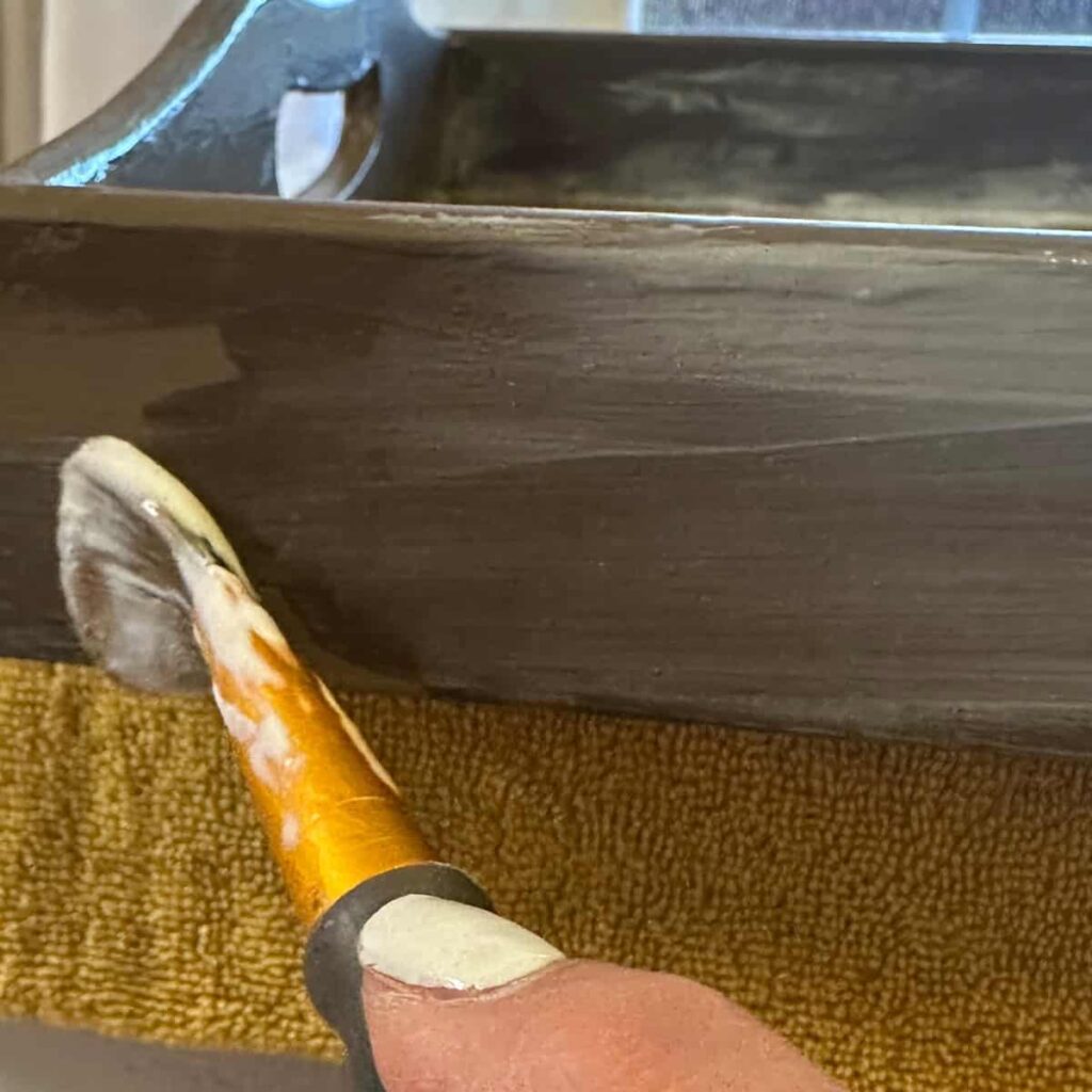 How to Decorate a Tray with Pressed Flowers using Mod Podge - Sabrinas ...